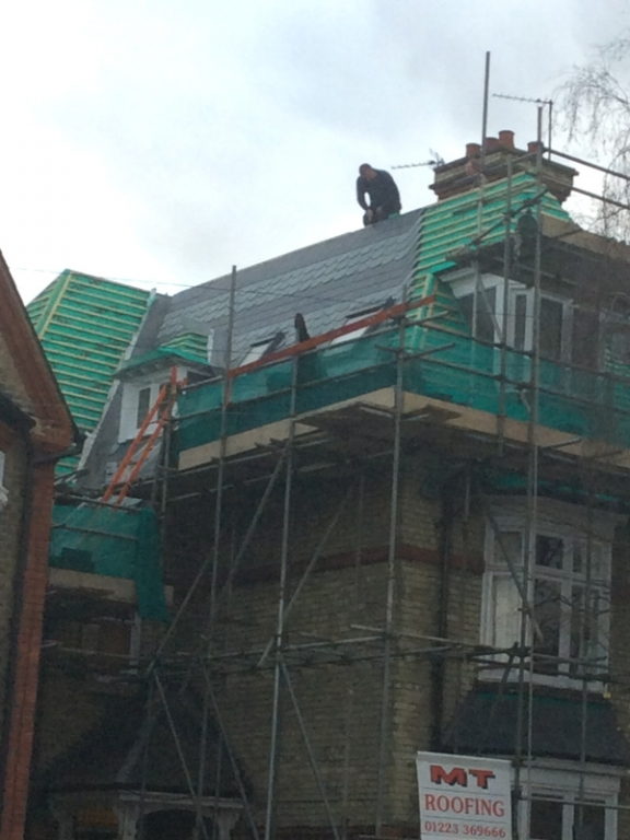 Fabulous Scalloped Slate Roof